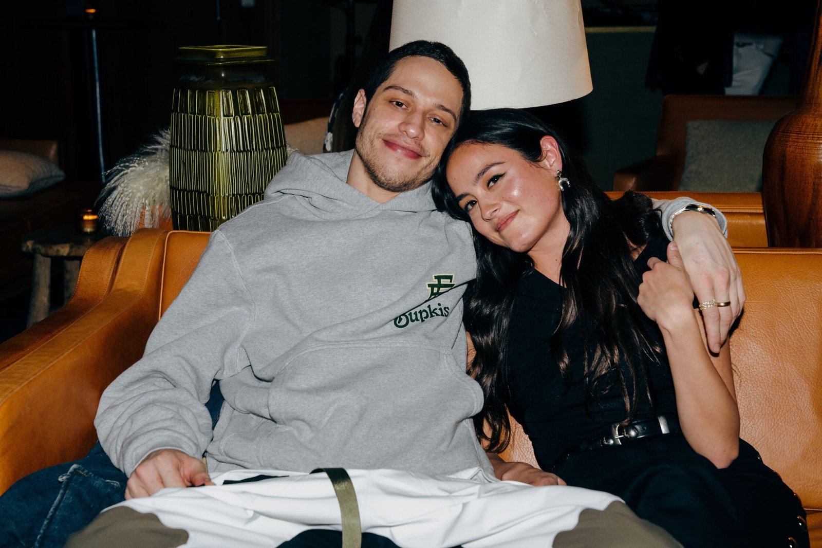 Pete Davidson Dating History - How Many Girlfriends Does Pete Davidson ...